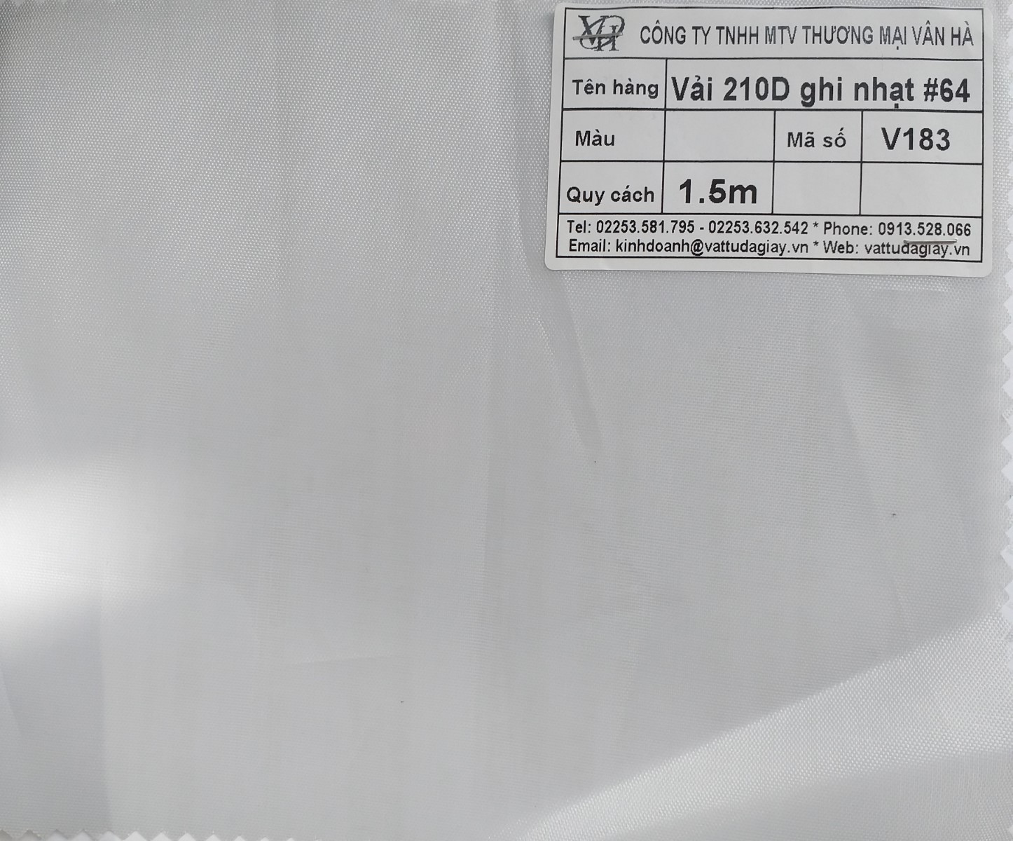 Vải 210D ghi nhạt #64 mã V183 - Vật tư da giày Vân Hà